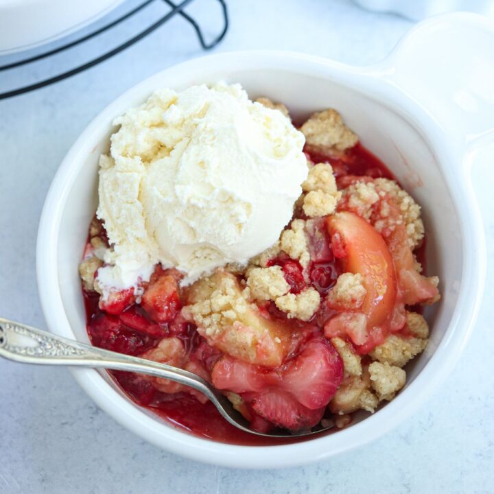 Strawberry Apple Crisp - Wholly Tasteful