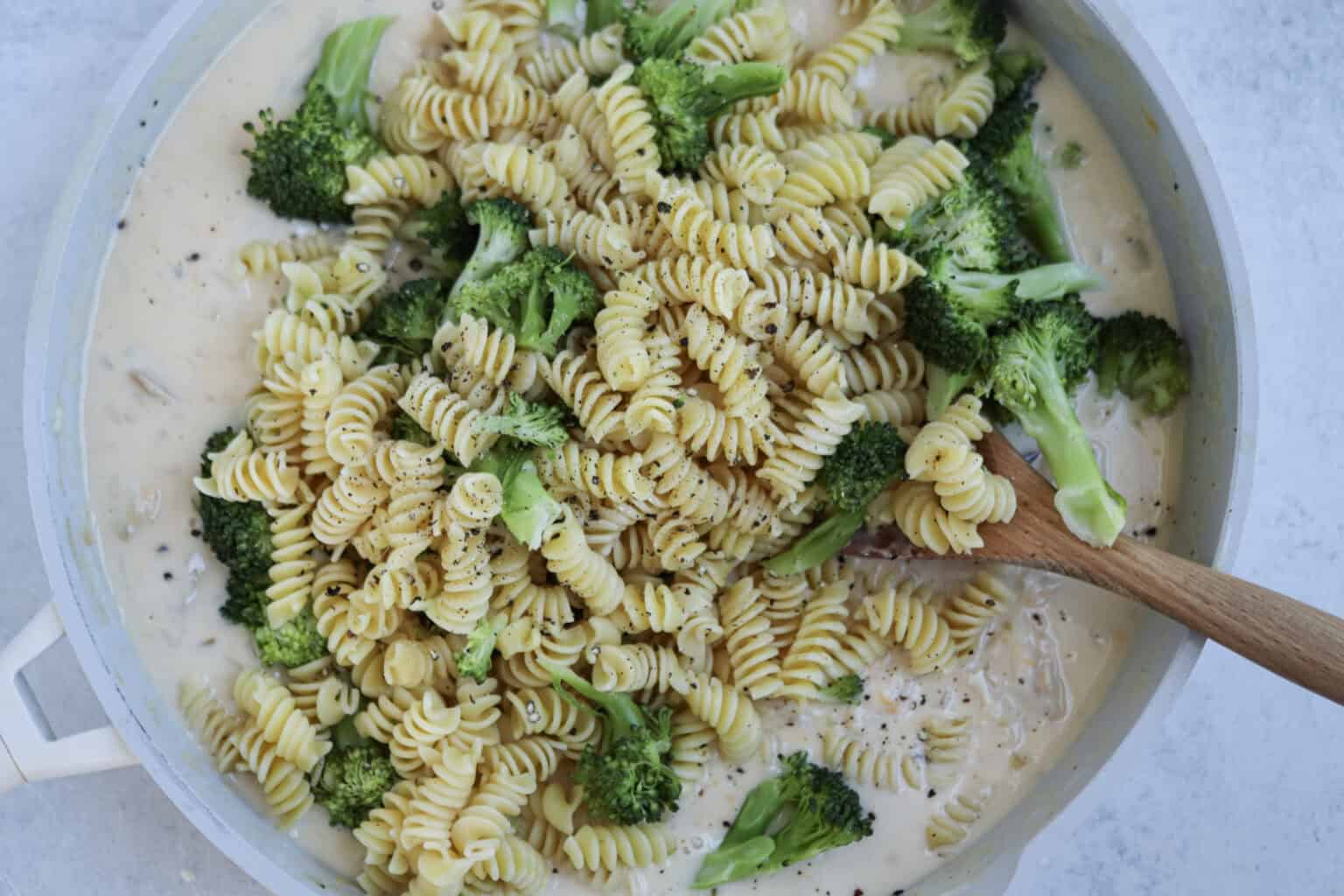 Chicken and Broccoli Pasta Bake - Wholly Tasteful